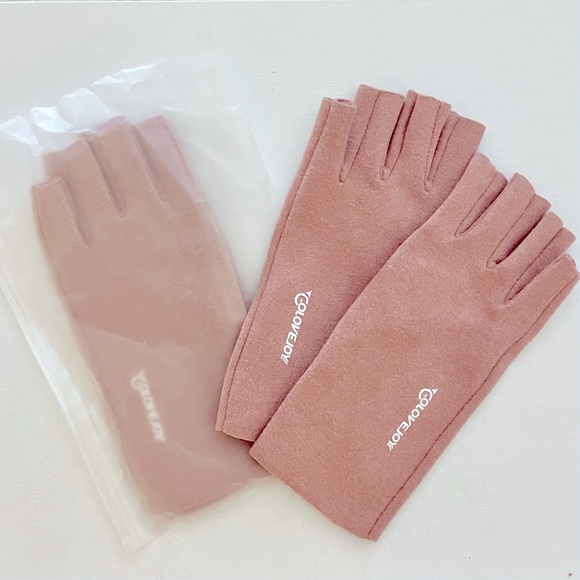 GOLOVEJOY | Accessories | 2 Pair Blush Pink Half Finger Compression ...